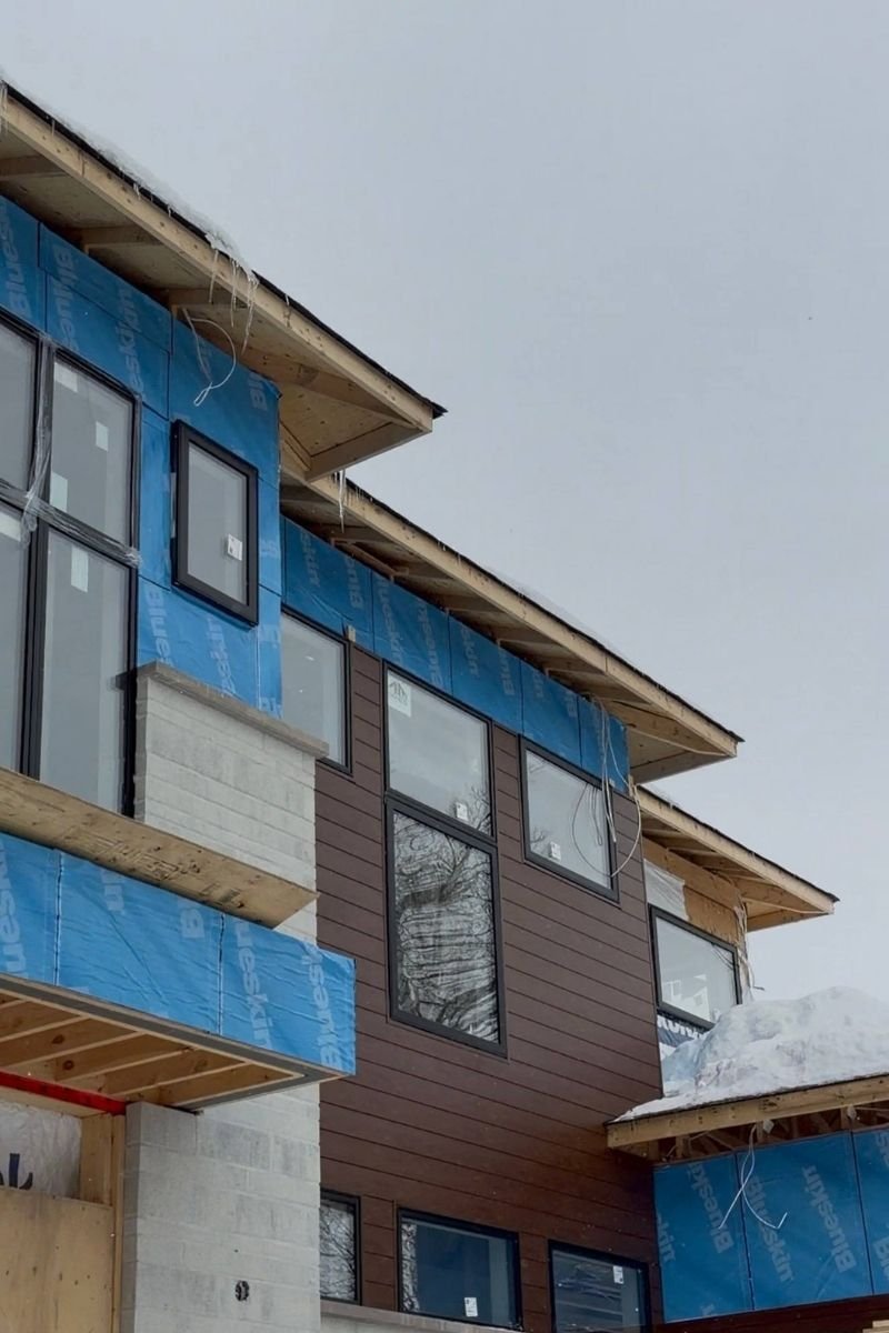 Dark Brown Aluminum Siding: Durable & Stylish Solutions for Canadian ...